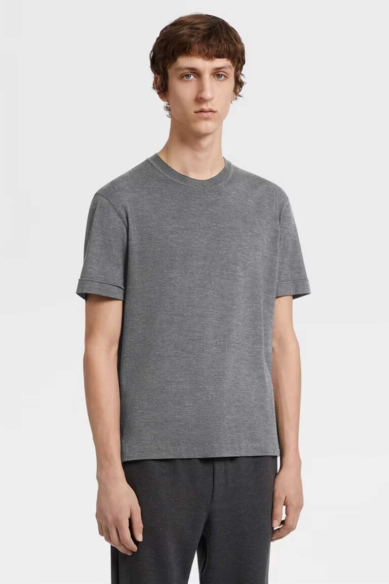 Styling Hourglass Body Shape Men with Soft Autumn Colours | The VOU