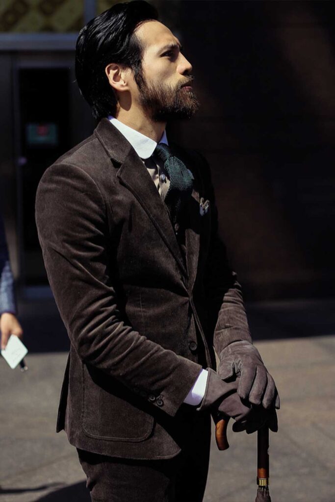 Asian Business Chic - Style Guide to Dress Like Hong Kong's Elite | The VOU